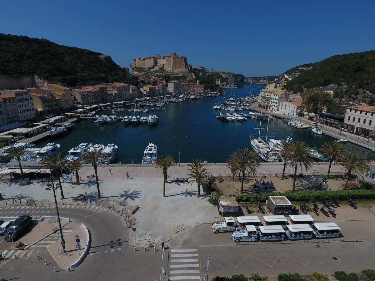 Getting around Bonifacio | Tourist Office of Bonifacio, South Corsica ...