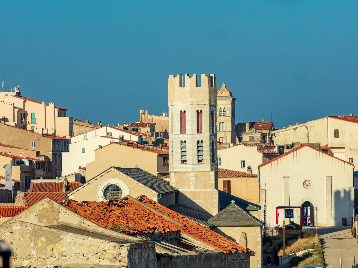 Bonifacio, Town of Art and History | Tourist Office of Bonifacio, South ...
